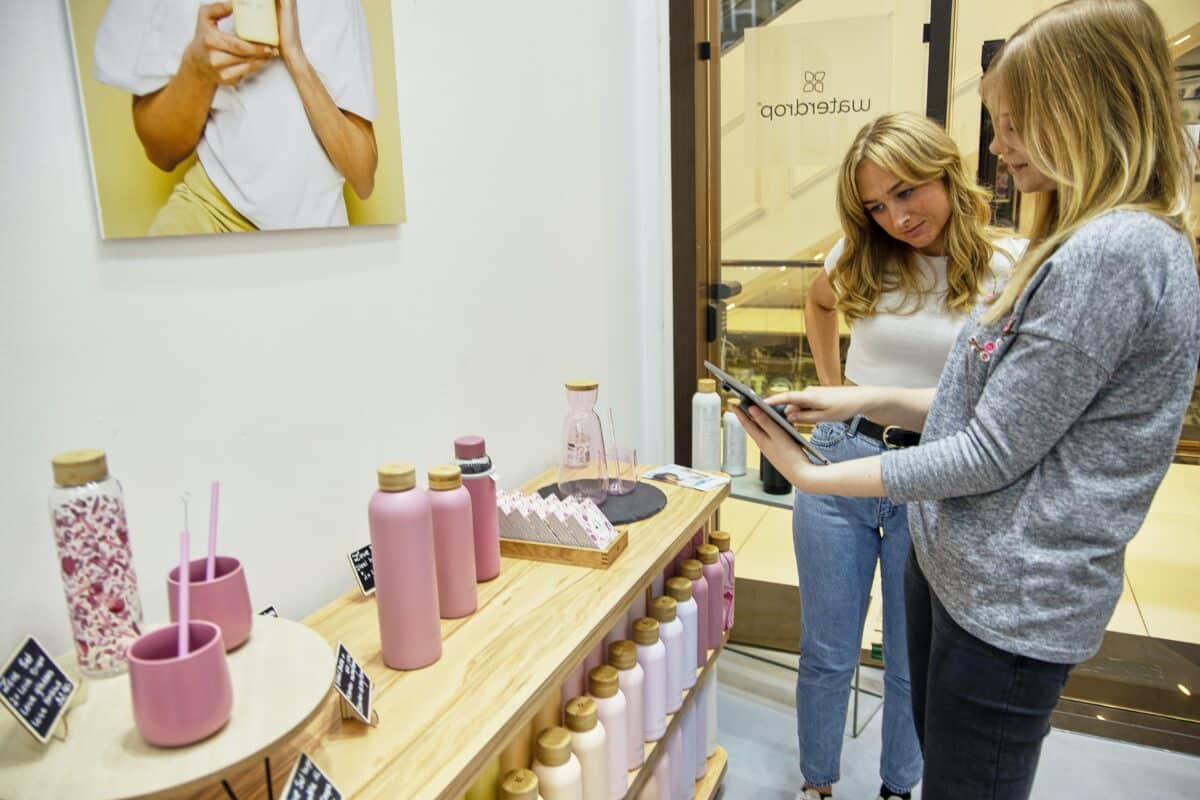 Cashier Training: A Guide For Retail - KORONA POS