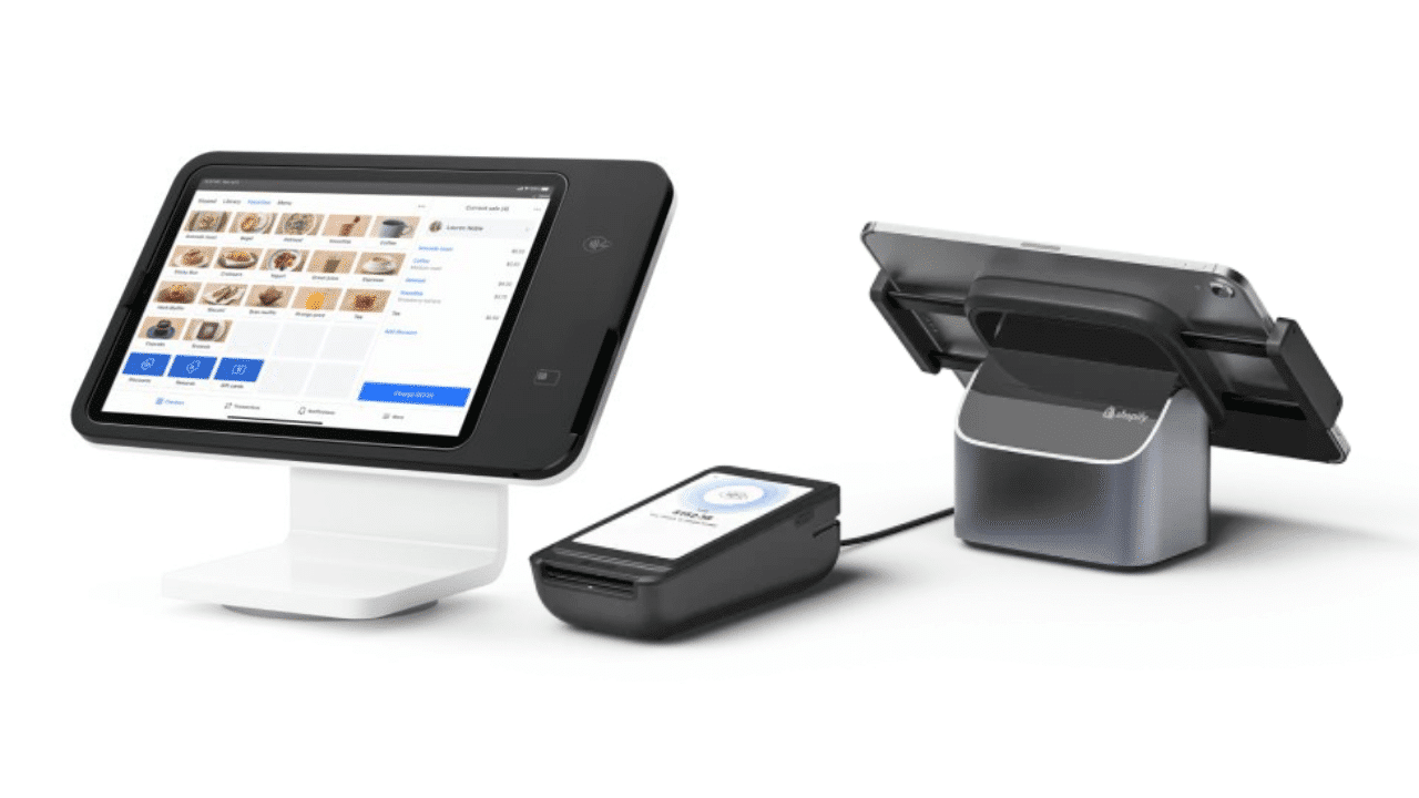 Shopify POS vs. Square: Which System is Best? (in 2026)